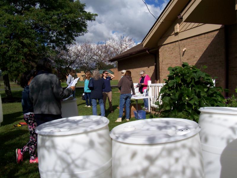 Rain barrel workshop picture - Tinkers Creek Watershed Partners
